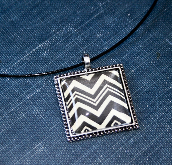 25mm Square Beaded Edged Pendant Frame 1 inch – Perfect Pendants Plus